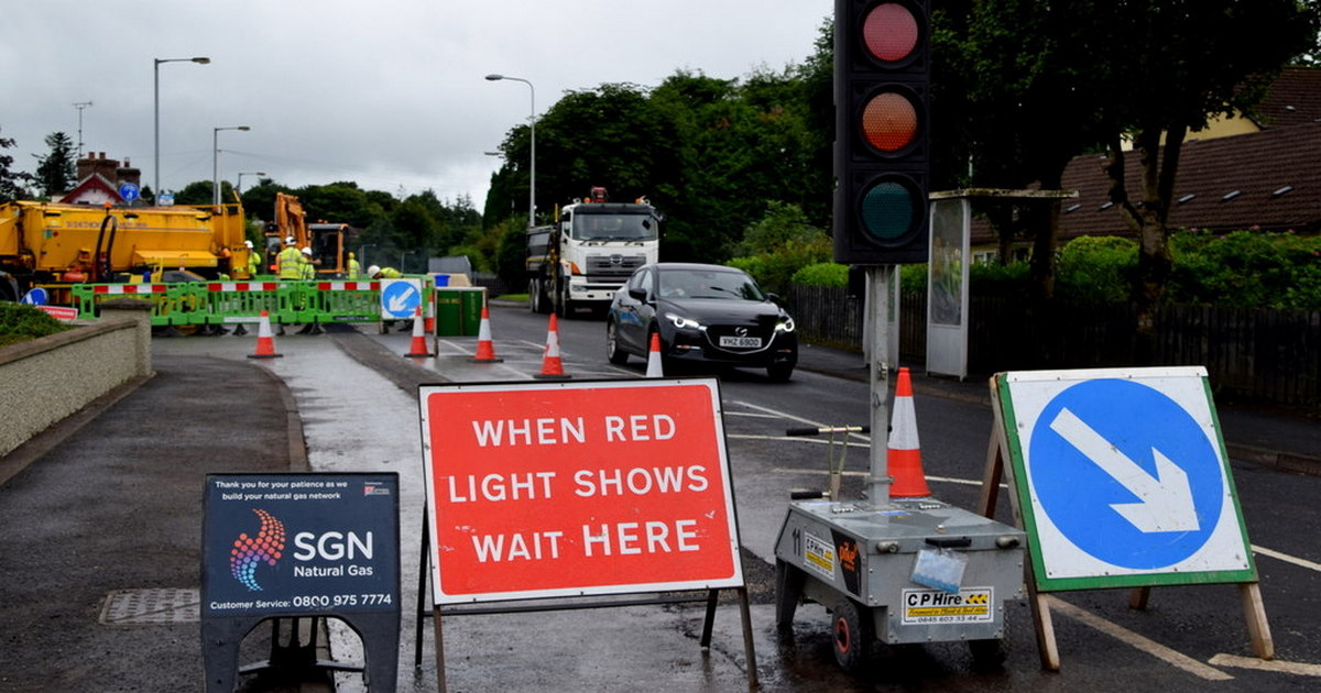 Temporary Traffic Lights, Manley Road - Frodsham Town Council